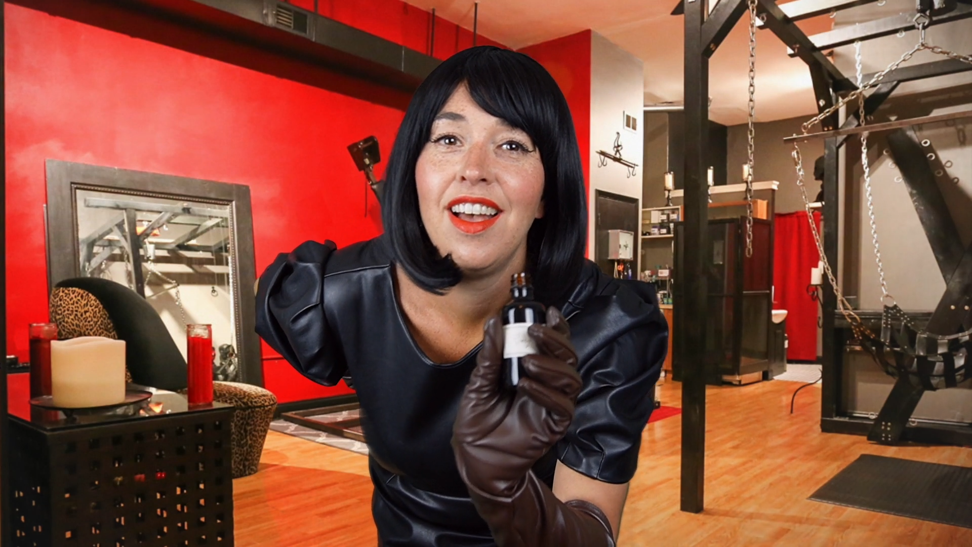 The Language Of Leather – Miss Chloe Form